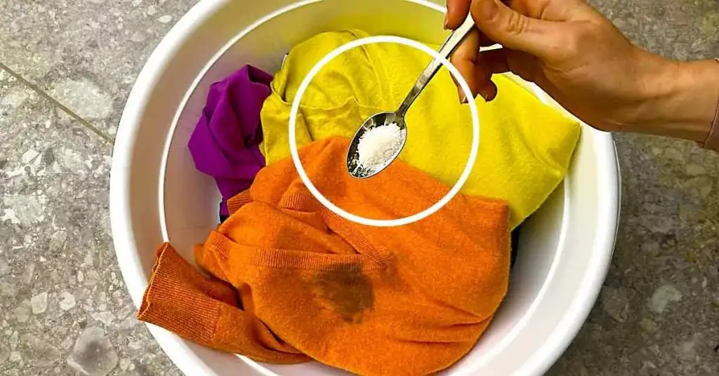 Esta es la forma correcta de eliminar las manchas difíciles de la ropa ...